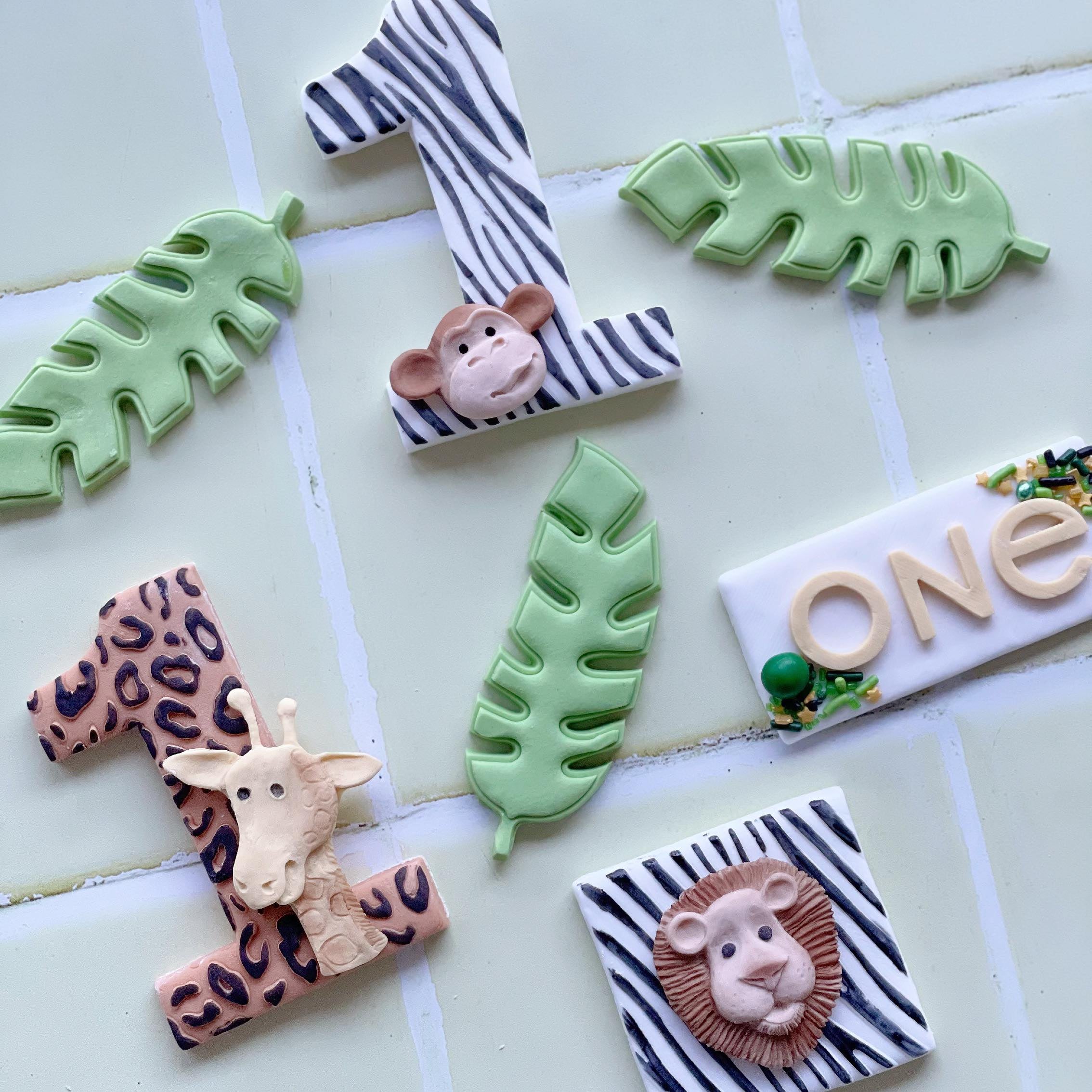 Number 1 topper | Hello Cakers